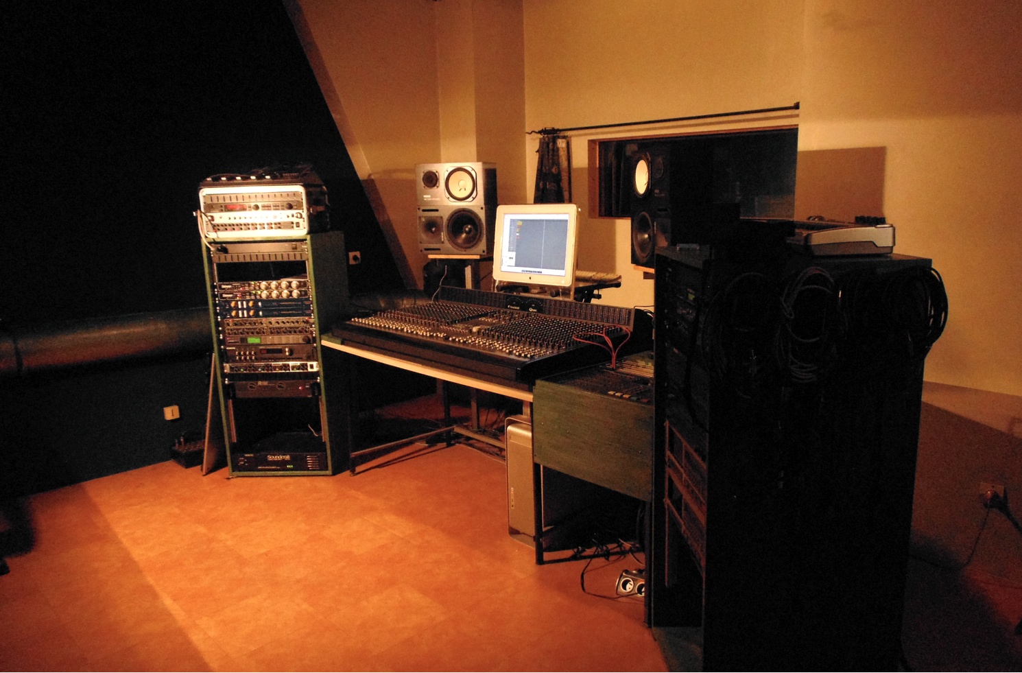 Studios HBS, studios de répétitions et d'enregistrements à Paris